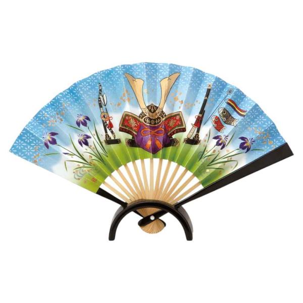 端午の節句。陶器の五月人形です。マンションやアパートなどで、大きな鯉のぼりや鎧兜や人形を飾ることができない方、また玄関先にちょっと飾りたいという方などに特にお勧めです。自宅用にももちろん、プレゼントとして贈り物にしても喜ばれると思います。と...