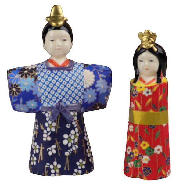 陶器の雛人形です。マンションやアパートなどにお住まいで大きな雛壇はいらないという方、また玄関先にちょっと飾りたいという方に特にお勧めです。ひな祭りの思い出はお子さんの心にずっと残ります。かわいいガラスのひな人形で、和心のある素敵な日にしてあ...