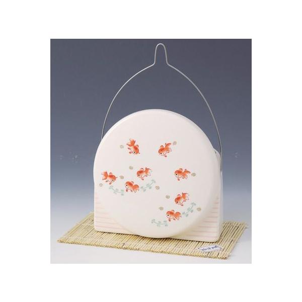 夏を快適に過ごすなら蚊遣器はかかせません。玄関先に、またリビングにふと気づくとそこにあって和ませてくれる…自宅用にももちろん、プレゼントとして贈り物にしても喜ばれると思います。サイズ：高さ 15.9cm※暗闇で光ります。生産:瀬戸焼こちらの...