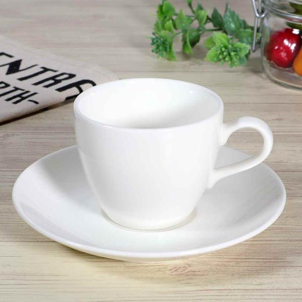 優しい白色が上品な、コーヒーカップ&amp;ソーサーです。こだわりのコーヒーを注いで、優雅なリラックスタイムをお楽しみください。サイズ: 碗 10.4ｘ7.8ｘ高さ6.3cm皿 14.6ｘ高さ2.2cm容量 170cc生産:日本 美濃焼強化...