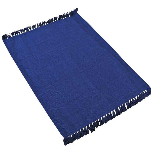 食材の色が色鮮やかに映える、落ち着きのあるネイビーカラーのランチョンマットです。シンプルで飽きのこないデザインで、洋食にも和食にもよく合います。ご家庭用としてはもちろん、業務用としてもおすすめです。サイズ: 40x28cm生産:インド製綿1...