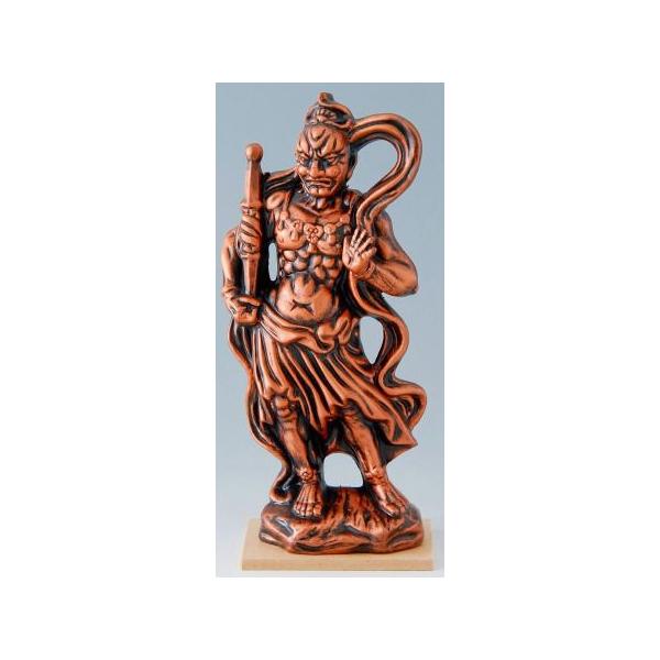 独特な質感が魅力の仏像シリーズです。ぜひ、手にとってお確かめください。と、メーカーさんからのコメント。品物に自信あり！という感じですね♪サイズ: 10.1x7x高さ 23.5cm生産:国内 美濃焼こちらの商品はご注文を受けてから発注し取り寄...