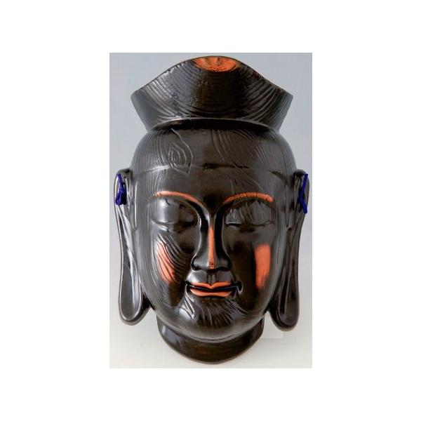 おごそかな菩薩様の面はあなたを厄災から守ります。サイズ: 16.6x11x天地 25cm生産:国内 美濃焼こちらの商品はご注文を受けてから発注し取り寄せております。よって現在購入可能となっていてもお客様が購入後完売が判明し在庫切れの旨をお伝...