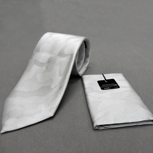 フォーマル　チーフ シルク100％ 礼装 メール便可 おしゃれ 高級 冠婚葬祭 行事 慶事 弔事 父親 日本製  披露宴 お祝い