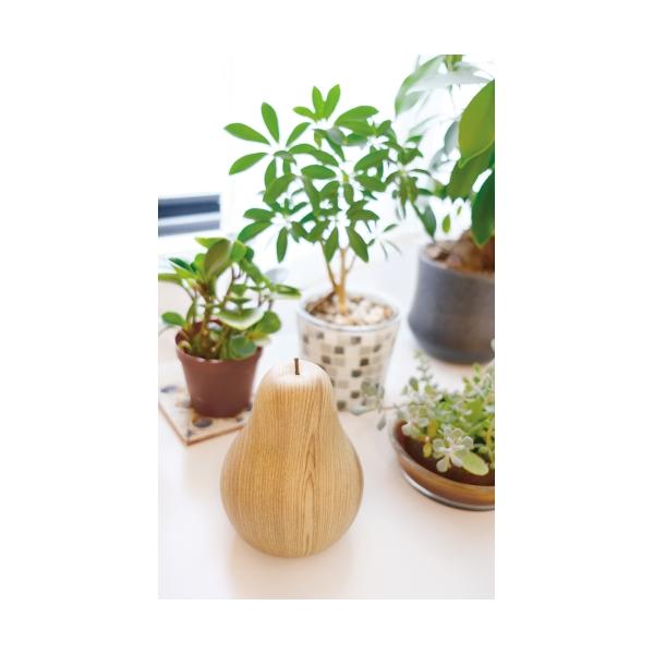 まるで木製な陶器で出来たコロンと丸いフォルムのマネーバンク。インテリアでは定番モチーフの洋梨・林檎・きのこが、木目調のマネーバンクで登場。見た目以上にしっかりとした重みのある陶器製だから、ペーパーウエイトとしてもお使いいただけます。定価 :...