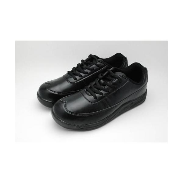 軽量素材で水に強く、傾斜やラフでのグリップ力は最高です。当店1押し商品です!!2011年7月にOUTソールを大改造致しました。従来品に比べ、ソールのポイントの数を増やし、原材料の配合も改良しました。2011年12月にミシンの縫目を持続性のあ...