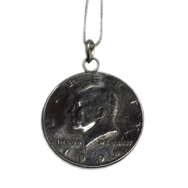 銅・ニッケル合金クラッドメタルのハーフ・ダラー硬貨ケネディ大統領のハーフ・ダラー硬貨は、1971年?1974年、1977年?2000年、2001年?現在まで流通用ではなく、収集家に向けて製造されたものである。■全体の大きさ直径・・約3cm年...