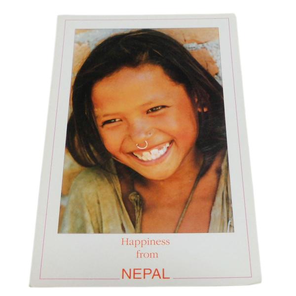 ネパールの人々を映した素朴な風景.農村風景とてもきれいな写真プリントのポストカードです。■全体の大きさ縦:15.3cm 横:10.3cm重さ:4.8g■ご注意点アジアのポストカードです。経年劣化等により四隅の角がつぶれている裏面の薄い黄ばみ...