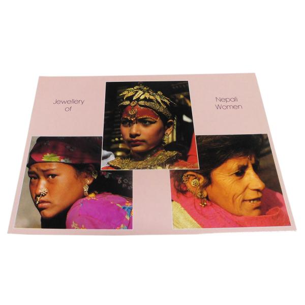 ネパールの人々を写した素朴な風景.農村風景 民族衣装の人々などとてもきれいな写真プリントのポストカードです。■全体の大きさ縦：10.5cm　横：15.3cm重さ：5ｇ■ご注意点アジアのポストカードです。経年劣化等により四隅の角がつぶれている...