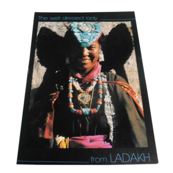 ネパールの人々を写した素朴な風景.農村風景 民族衣装の人々などとてもきれいな写真プリントのポストカードです。■全体の大きさ横：11.5cm　縦：16.5cm重さ：7ｇ■ご注意点アジアのポストカードです。経年劣化等により四隅の角がつぶれている...