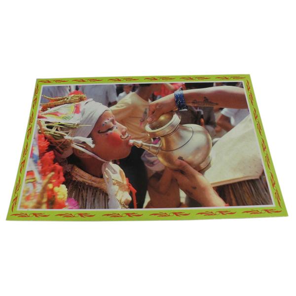 ネパールの人々を写した素朴な風景.農村風景 民族衣装の人々などとてもきれいな写真プリントのポストカードです。■全体の大きさ縦：10cm　横：15.3cm重さ：5ｇ■ご注意点アジアのポストカードです。経年劣化等により四隅の角がつぶれている裏面...