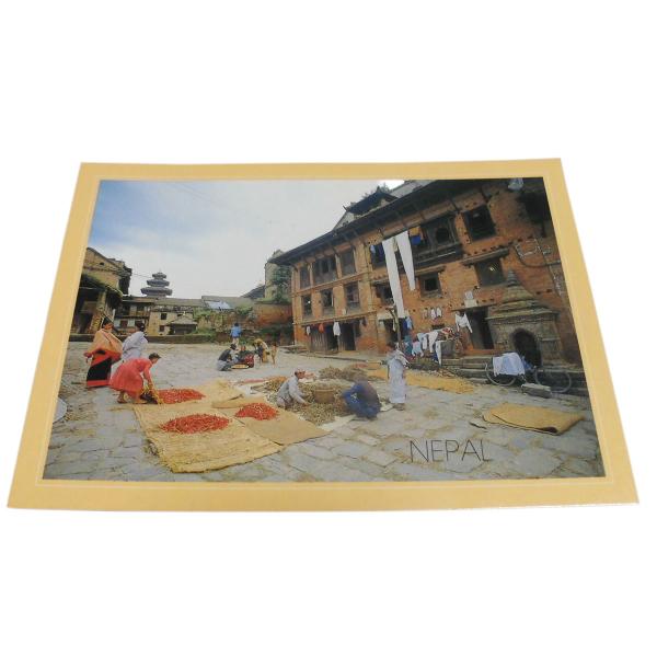 ネパールの寺院のある風景■全体の大きさ横:14.5cm 縦:10.5cm重さ:5g■ご注意点アジアのポストカードです。経年劣化等により四隅の角がつぶれている裏面の薄い黄ばみが見られるものがあります。複数ある物は質の程度はランダムでお送りしま...