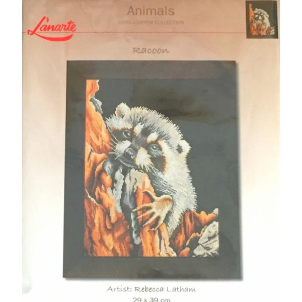 サイズ：約29×39cmキット内容：刺繍布、刺繍糸、刺繍針、図案、説明書（日本語なし）刺繍布：コットンアイーダ（黒）　14カウント難易度：中級者向き クロスステッチ等額はキットに含まれていません。