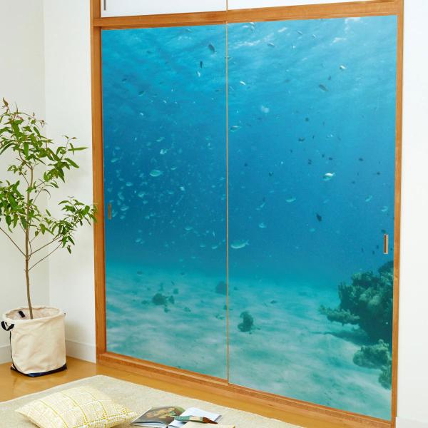 海模様のデザインふすま紙特長様々な海をイメージしたデザインふすま紙。水で貼れる、再湿のりタイプのふすま紙。用途屋内用ふすまの貼り替え、お部屋のデコレーションに規格紙幅 92cm×184cm（印刷範囲91cm×182cm）2枚組貼れる面積の目...