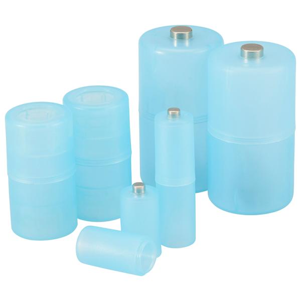 【特長】● お手持ちの乾電池をアダプターに入れるだけでサイズを変えられます● 単1・単２・単３アダプター各2セット入り