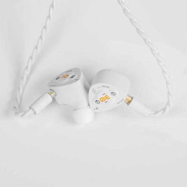 【発売日：2024年11月28日】ブランド名：DUNU-TOPSOUND商品名/型番：DK3001 BD色：ホワイトJAN：6954587302702発売日：2024年11月28日種別：有線イヤホンキーワード：イヤフォン 有線 イヤホン 有...