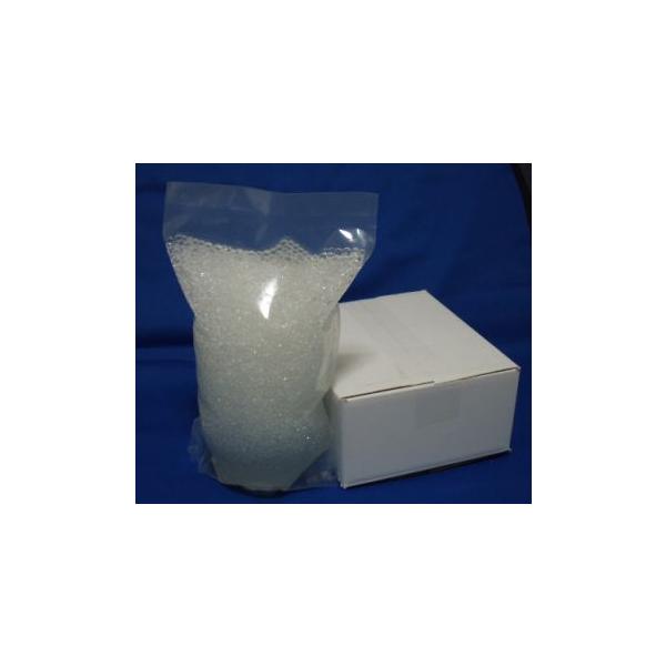 製品仕様・特徴高濃度な残留臭対策に利用できるビーズタイプの中和消臭剤です。パッケージを開封すると消臭剤の香りが広がりますが、香りで悪臭をごまかすタイプの消臭剤とは違い、設置後消臭剤と悪臭が反応すると香りが分解されます。容量：約２ｋｇ（外箱含...