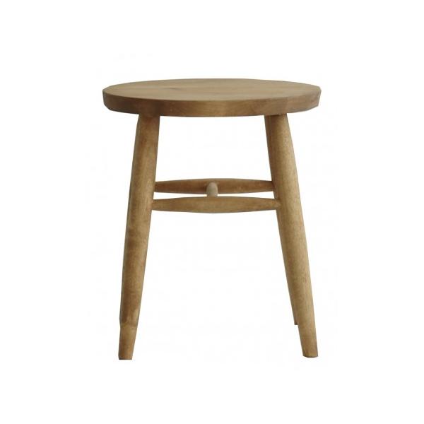 ●素材の風合いが最大限に感じることができるオイル塗装仕上げです。●コンパクトサイズなので移動が楽々です。●お部屋の隅に置いてあるだけでインテリアとして可愛いスツールです。