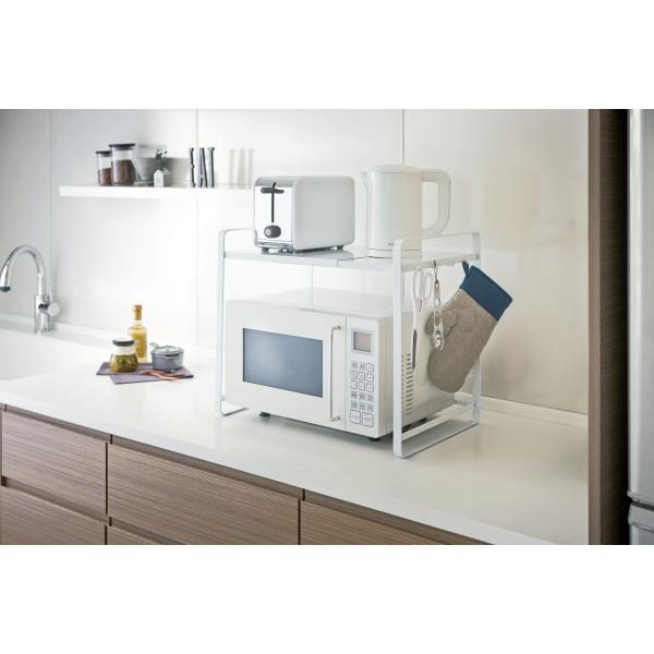 ●シンプルで使いやすい約４７．５〜７５ｃｍまで伸縮可能な電子レンジ収納ラック。大型レンジも収納可能！
