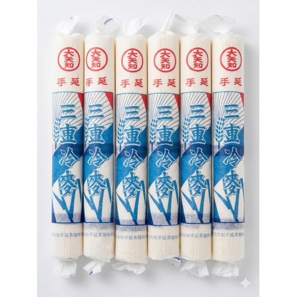 商品名： 三重県四日市名産 大矢知手延べひやむぎ（6把入りパック）内容量： 1350g（225g × 6把）原材料： 小麦粉（国内製造）、食塩、食用植物油、加工デンプン製造元： 三重の糸 大矢知手延素麺株式会社保存方法： 直射日光、高温多湿...