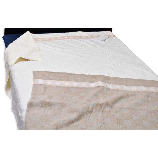 西川の爽やかパイルジャガードタオルケット――　肌やさしい綿製品。 天然素材コットン100％● コットンパイル。さわやかな肌触りです。 … /サイズ：シングル 140×190cm、1.1kg、Made in China /生地・素材：綿100...