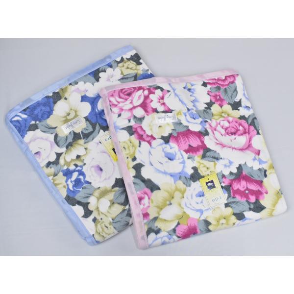 素肌にやさしい綿毛布。ダブルサイズ。薄めでオールシーズンご利用いただけます。綿の厚手織物の表面を起毛して作った綿毛布です。※お使いはじめのうちは毛羽落ちします。お洗濯を数回していただくことで、毛羽は落ち着きます。タンブラー乾燥はお避けくださ...