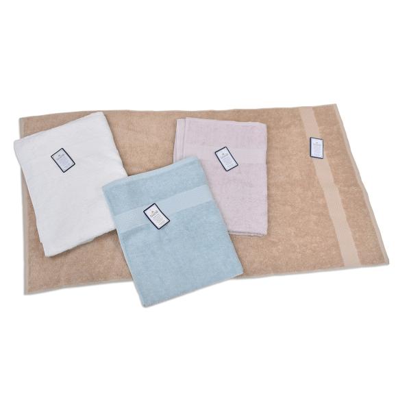 ふだん使いにおすすめのバスタオル。吸水性のよい両面ループパイルです。*2025新色 くすみカラーのブルー＆ピンク (ベージュとホワイトは以前と同じ色番です) 本格派ホテルタイプ。・高品質な仕立て。ナチュラルカラー。・中厚(1020匁)バスタ...