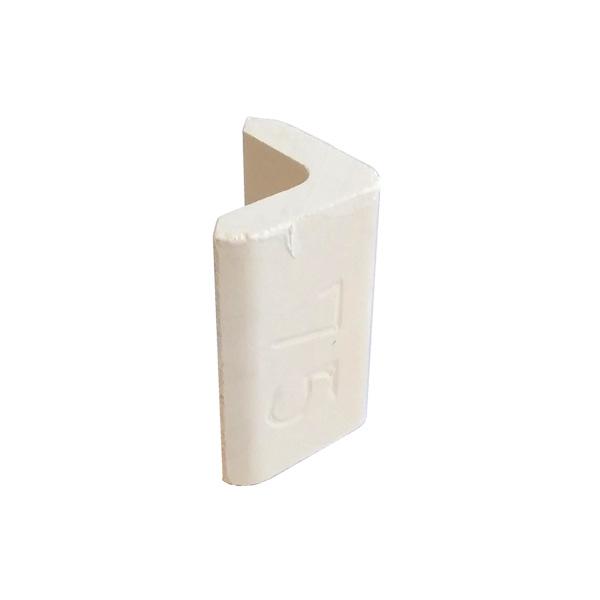 ムライト製で耐火温度は1250℃前後ですが、棚板と違い反りの発生が出難いため、本焼に使用できます。