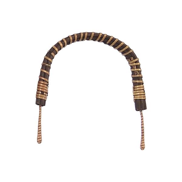 サイズ持ち手部分：幅11ｃｍ×高8.5ｃｍ×太さ1.5ｃｍ取付けワイヤー部分：4×太さ0.5cm※商品によりサイズの差があります。※材質には天然の植物を使用しておりますので、物により色の違いやヤケ、擦れなどがある場合がございます。ご了承の上...