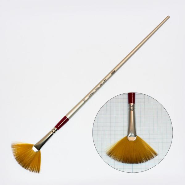 ＜仕様＞穂先の形状：ファン（平）毛の種類：リセーブル毛号数：No.12穂丈×巾：27.0×55.0mm新しい技法を駆使して作られたリセーブル原毛の特徴を生かした筆太さの異なる原毛を用途に合わせて混毛し、独特の弾力をもたせました。穂先がよく揃...