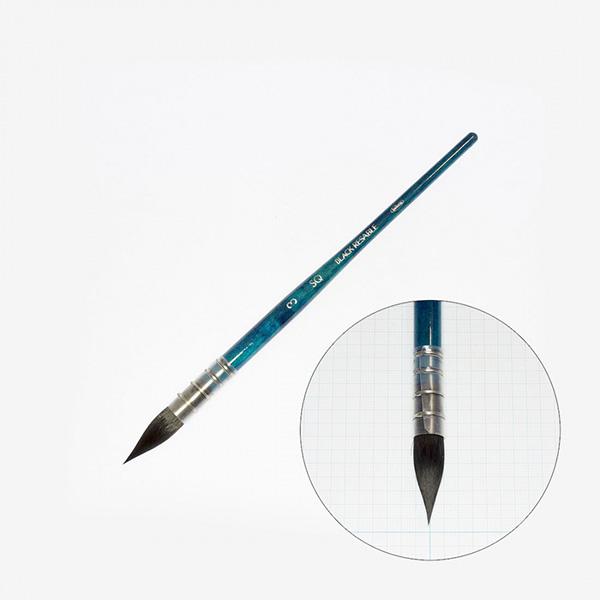 ＜仕様＞穂先の形状：ラウンド(丸)毛の種類：リス毛 リセーブル毛号数：No.3穂丈×巾：31.0×10.2mm良質のリス毛に特殊処理されたリセーブル毛の特質を加え、絵具含みが良くソフトな描き味を実現。繊細さが求められる水彩画に最適の筆です。...