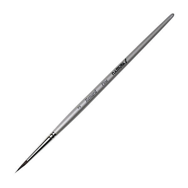 天然毛”シルバーフォックス毛”を使用した、水彩筆「Renard(ルナール)」。”シルバーフォックス毛”はりす毛のようなしっとりとした柔らかさを感じられながら、程よい腰の強さと復元力があります。「Fine(ファイン)」は穂先がシャープで面相筆...