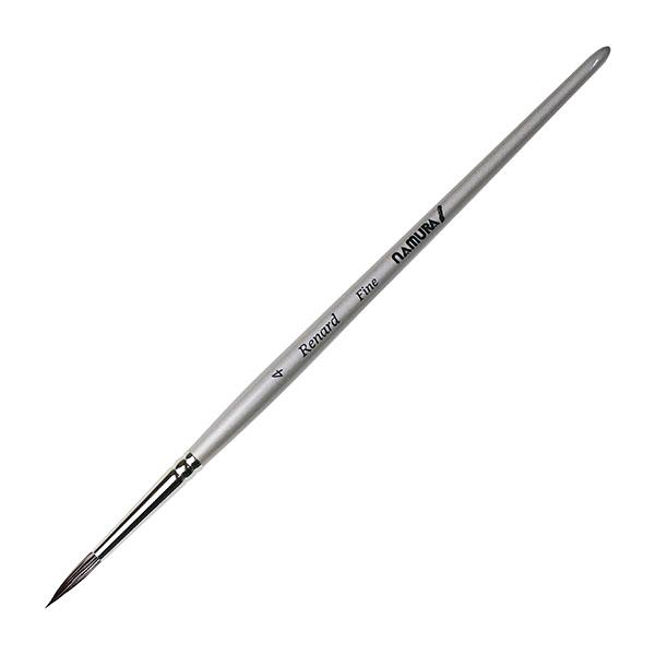 天然毛”シルバーフォックス毛”を使用した、水彩筆「Renard(ルナール)」。”シルバーフォックス毛”はりす毛のようなしっとりとした柔らかさを感じられながら、程よい腰の強さと復元力があります。「Fine(ファイン)」は穂先がシャープで面相筆...