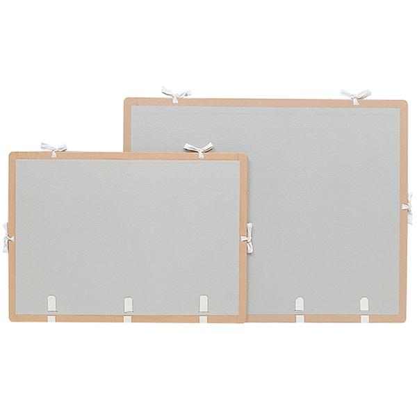 デッサン時の画板や作品の携帯に便利です。このダブル型は、木炭紙のスペアーや未完成の作品収納にとても便利です。