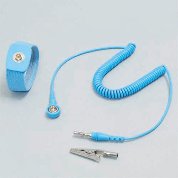 ■防静電リストストラップ AS-104-10の特長●グランドコード付のリストストラップ。●バンドは導電繊維入りの収縮可能なゴムバンド式。●バンドサイズ：約 2 × 15 cm●スナップ径：7 mm●バンド重量：約7.1 g●グランドコード：...