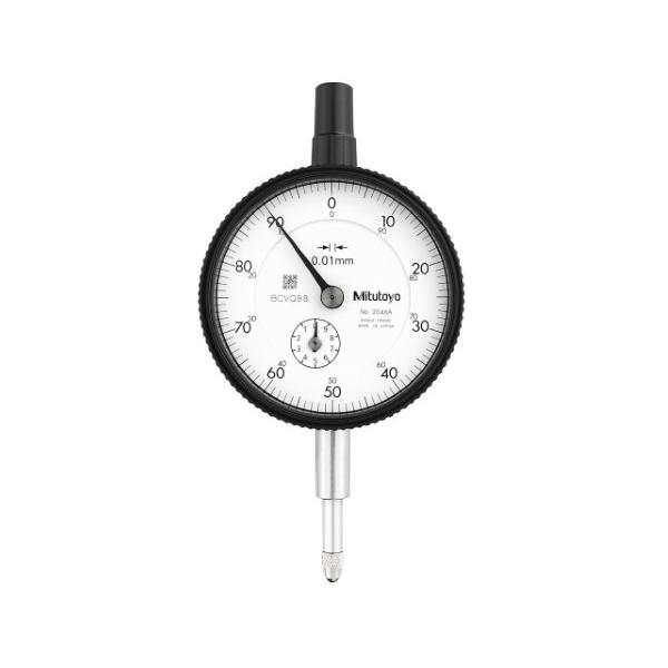 ■標準形ダイヤルゲージ 2046Aの特長●外枠の外径φ57mm、目量0.01mmの標準ダイヤルゲージ●外側クランプ、リフティング用レバー(オプション)は左右どちらにも取り付け可能●取り付け、取り外しは工具不要●前面からの水や油の侵入を防止す...