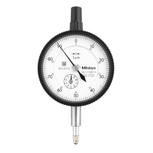 ■標準形ダイヤルゲージ 2110AB-10の特長●外枠の外径φ57mm、目量0.001・0.005mmの標準ダイヤルゲージ●外側クランプ、リフティング用レバー(オプション)は左右どちらにも取り付け可能。取り付け、取り外しは工具不要●前面から...