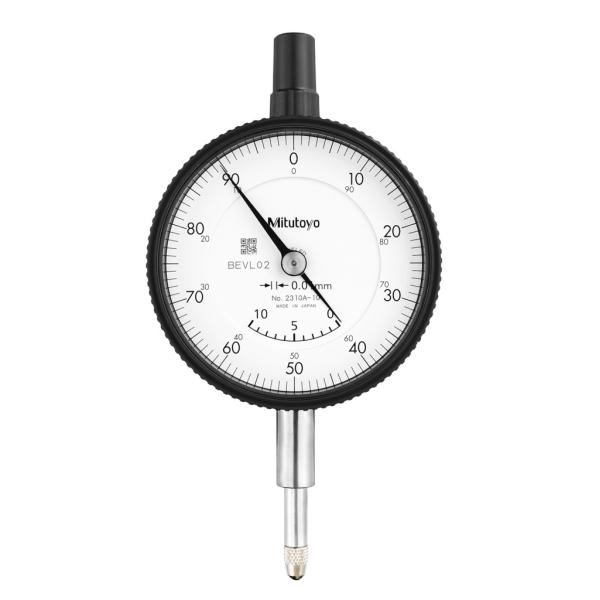■標準形ダイヤルゲージ 2310A-10の特長●外枠の外径φ57mm、目量0.01mmの標準ダイヤルゲージ●外側クランプ、リフティング用レバー(オプション)は左右どちらにも取り付け可能●取り付け、取り外しは工具不要●前面からの水や油の侵入を...