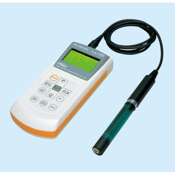 ■東興 フッ素イオンメータ TiN-5101の特長●工場や実験排水のフッ素イオン測定に。着色したサンプルや濁った液でも問題なく測定。IP67の防水構造（本体のみ）。●最大1000データメモリ。インターバル測定（1〜999分）可能。●測定範囲...