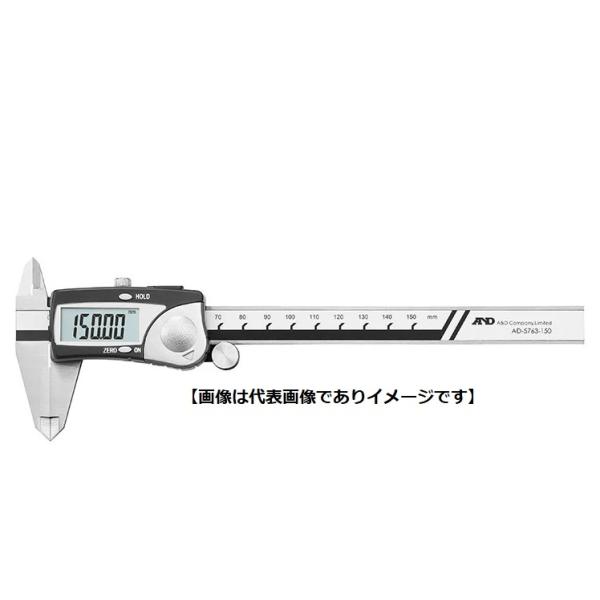 ■防滴ステンレスデジタルノギス AD-5763-300の特長●外側・内側・段差・深さ測定のノギス工具●高速応答性●ムラのない滑らかなしゅう動性●IP54相当の防滴構造。水に濡れても拭いて乾かすことで正常に動作●サムローラー付きで、転がして微...