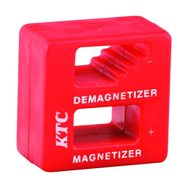 ■マグネタイザAYG-1の特長●DEMAGNETIZER(−)側の穴に軸を通してスライドさせると脱磁、MAGNETIZER(＋)側の穴に軸を通してスライドさせると着磁できます●ドライバの軸など、棒状の鉄製品の着磁・脱磁に●マグネタイザメーカ...