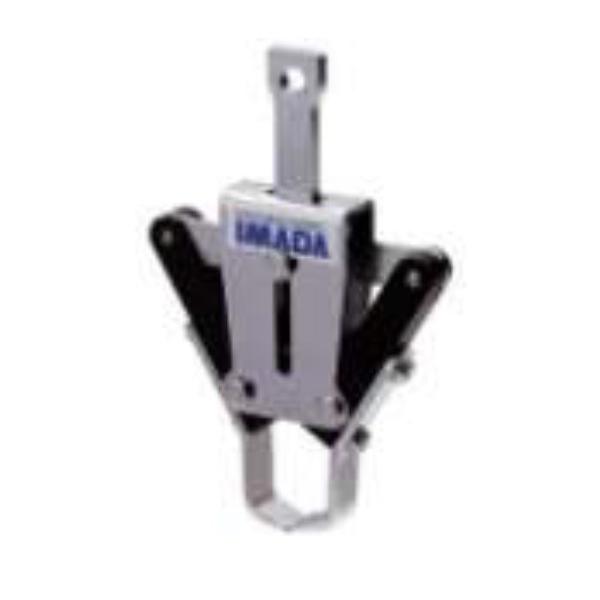 ■引張試験系アタッチメント ボタン引張試験治具 PGC-BCの特長●サンプルのチャックは洗濯ばさみのように指でつまんではさむだけのワンタッチ操作●フォ-スゲージへのセットはフック式で、フォースゲージから外してサンプルをチャック可能●クサビ機...