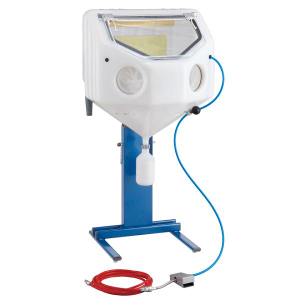 ■サンドブラスト SG-106の特長●圧縮エアを利用して研磨材を吹き付け、ガラスのエッチング加工、金属部品のショット加工、サビ取り・バリ取りなどの加工ができます●研磨材タンク、エアコンプレッサー、掃除機の各々(別売)を接続してフットバルブを...