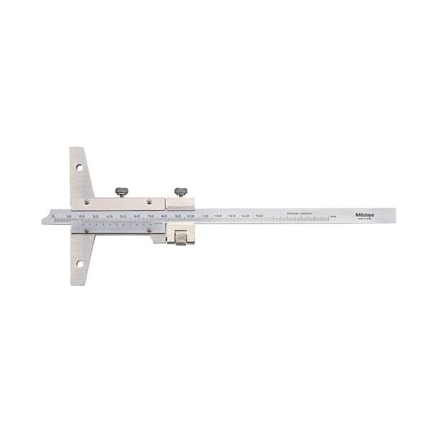 ■デプスゲージ 527-101 VD15の特長●一般的深さ測定用のデプスゲージです。●スパンが取付可能です。●測定範囲：150mm●最小読取値：0.02●ベース寸法：100mm(厚み6.5mm)●L寸法：260mm●器差：±0.03mm●微...