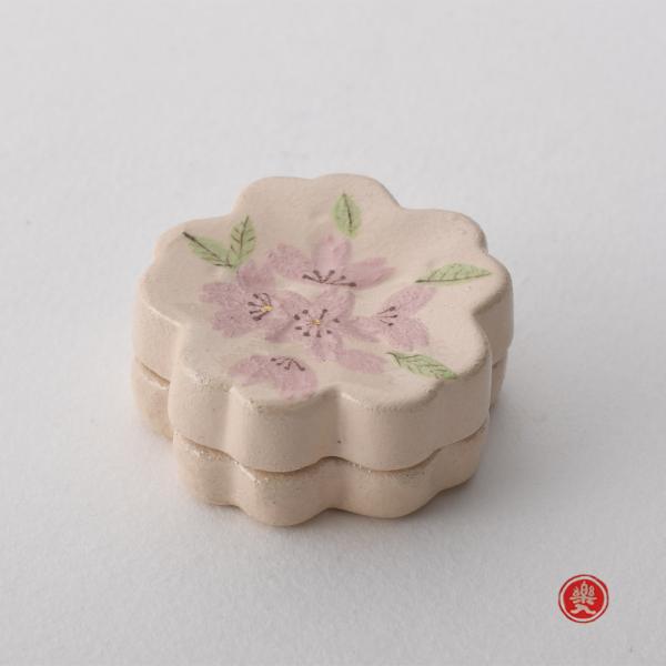 【送料無料】楽入印 【楽入窯より直送】 この商品は楽入窯より発送いたします。 楽入窯から発送する商品は同梱でお届けできます。楽入窯以外の出荷元から発送する商品は別送料になります。 送料は自動計算できない場合がございますので、後ほど、訂正して...