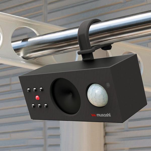 2種の強力な変動超音波で様々な鳥に対応。ハト・ムクドリ・カラスなど家の外観をそこなわないデザインで家屋はもちろん、来客の多い宿泊・商業施設など外観が重要な場所での使用にもピッタリです。ソーラー発電式なので電池交換は不要のメンテナンスフリーで...