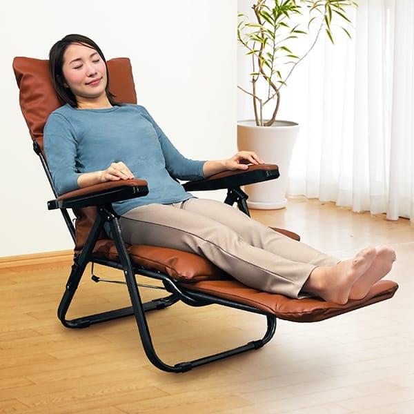 ●送料：2200円（大型商品のため、送料は別途頂きます）お昼寝もおまかせ♪頭から足先までリラックス！●(約)／幅64×奥行77〜120(フットレスト使用時160)×高さ60〜101(座面高39)cm、10.8kg、＜折りたたみ時＞幅64×奥...