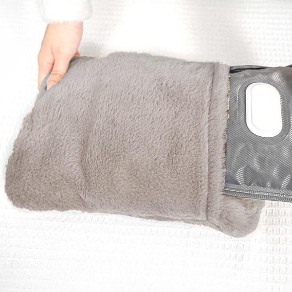 ●送料：660円（通常）お湯を使わず、繰り返し使える蓄熱式の湯たんぽです【湯たんぽサイズ(約)】26×17cm【カバーサイズ(約)】28×19cm【蓄熱コード長さ(約)】74cm【定格電圧】AC100V 50/60Hz【定格消費電力】300...