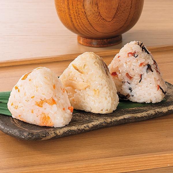 ●送料：1100円（冷凍便でのお届け、送料は別途頂きます）レンジで簡単！海の素材を楽しむおむすび●セット内容／3種各60g×3個×3袋＜計27個＞●賞味期限／製造日から冷凍1年●加工地／日本●原材料／＜鯛めしおむすび＞うるち米（日本）、真鯛...