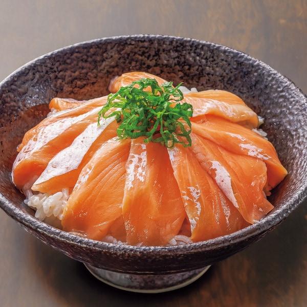 ●送料：1100円（冷凍便でのお届け、送料は別途頂きます）とろける味わいのお刺身サーモン。●セット内容／140g（20切れ）×5パック●賞味期限／冷凍2027年10月●加工地／ベトナム●原材料／アトランティックサーモン（輸入養殖）、食塩●特...